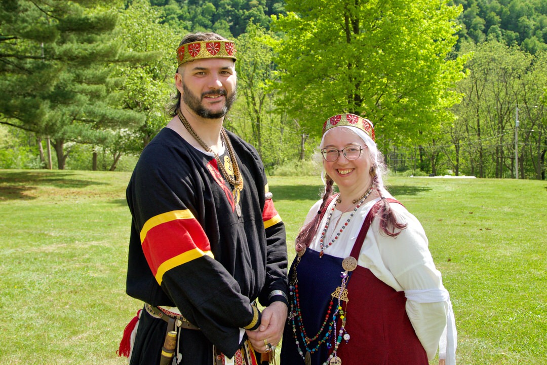 Prince Bjarki and Princess Gabrielle by Master Alaxandair | The Sylvan ...